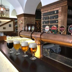 A SÖRHÁZ ÉS ÉTTEREM – HBH Bajor Sörház és Étterem